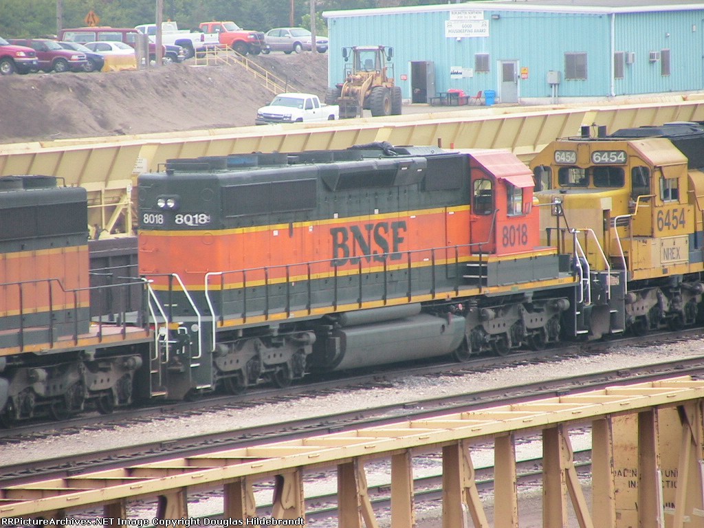 BNSF 8018